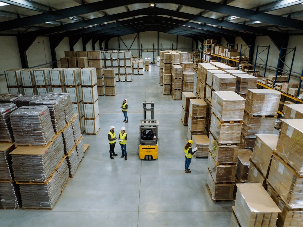 Warehouse Staffing Challenges 2025 & Solutions for 2026